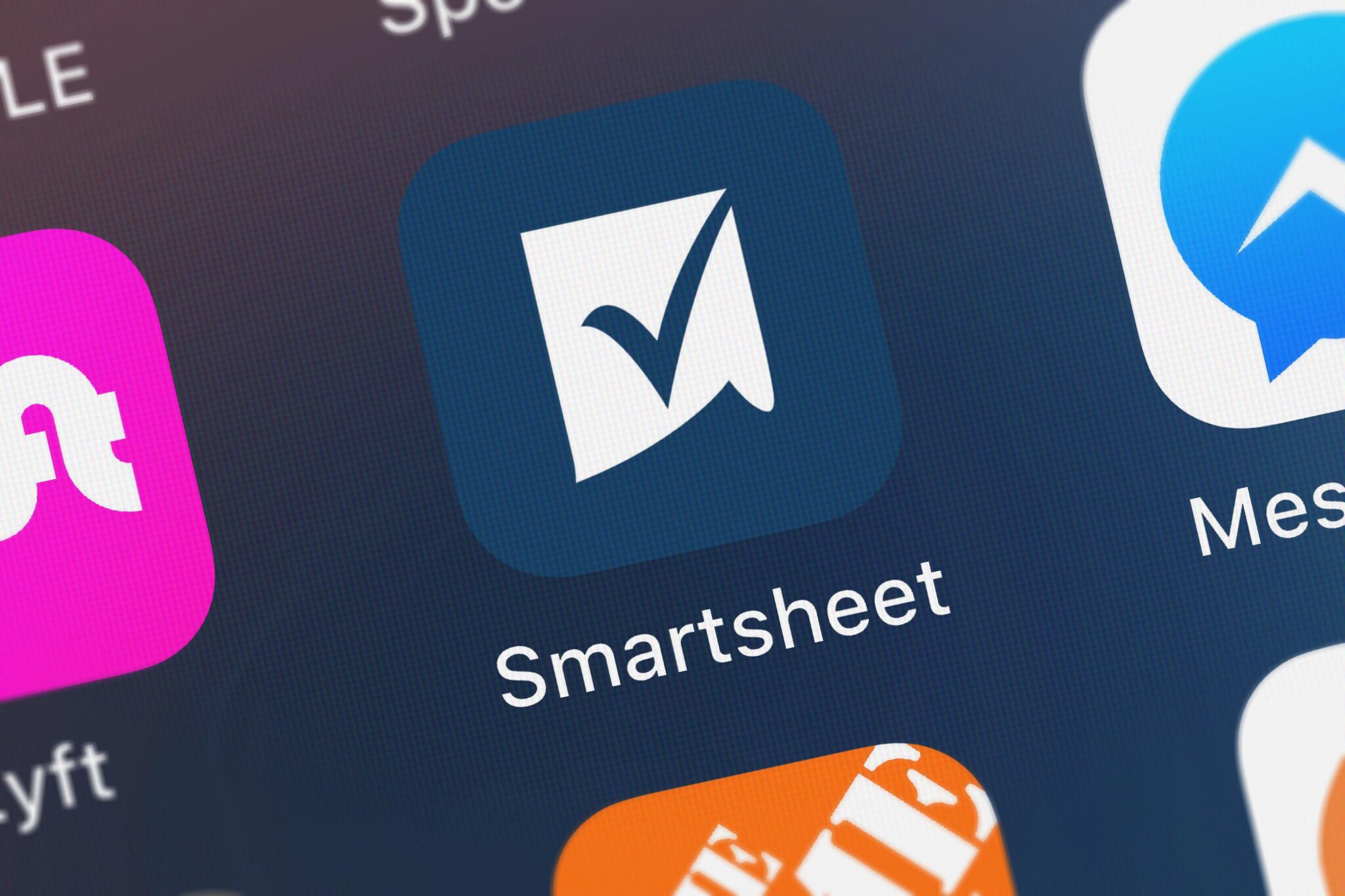 Smartsheet Unveils New AI Features - CONNECTCX